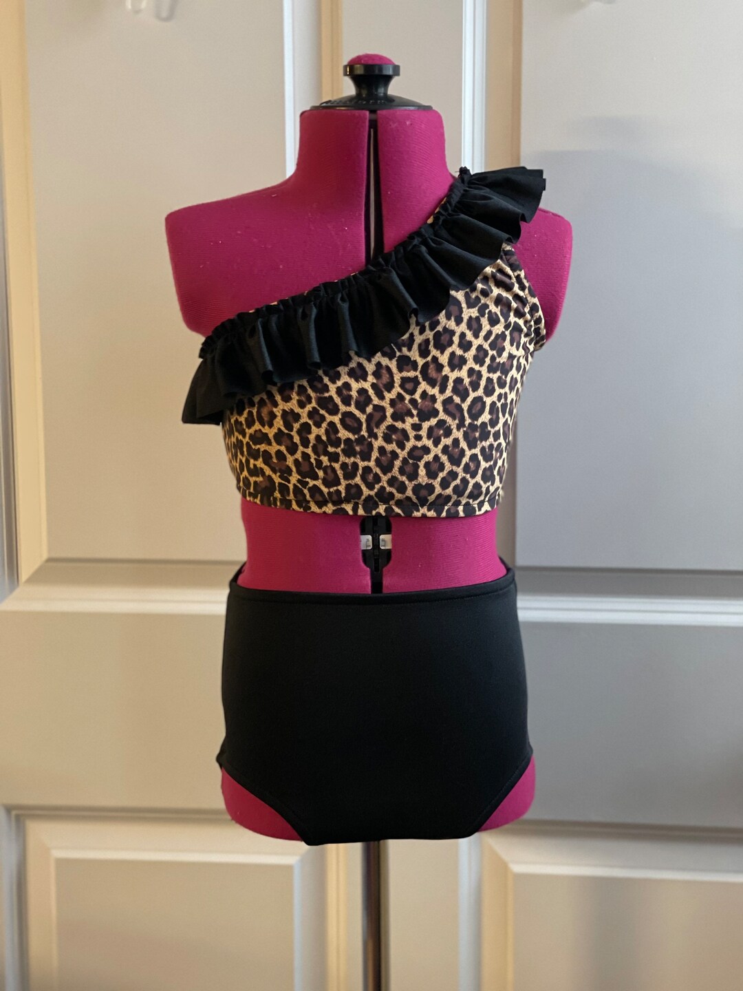 Millie Dance Set, Girls Dance Set, Cheetah Dancewear, Dance Photo Shoot ...