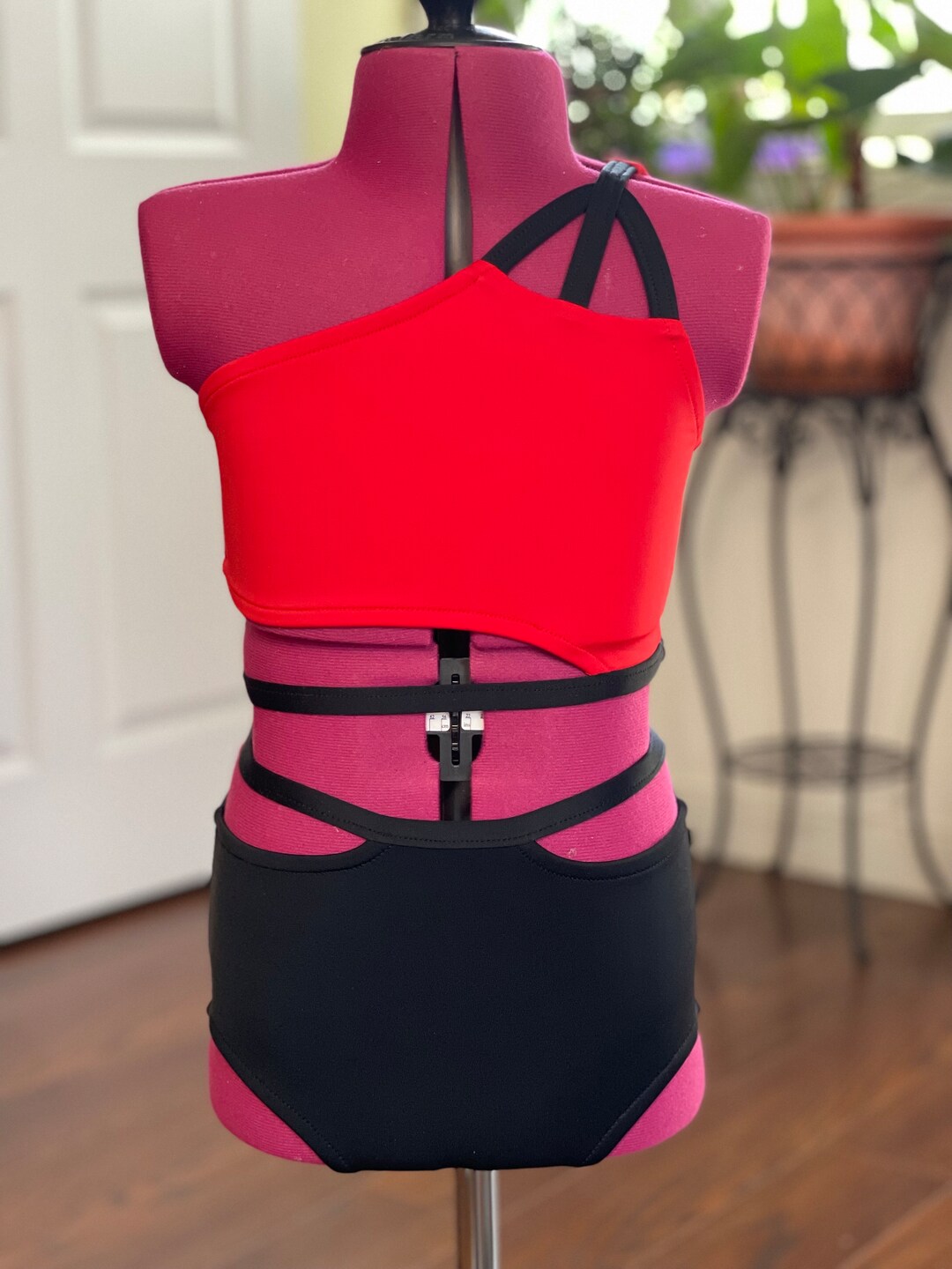 Made to Order Kelsey Dance 2-piece Set. Girls Dance Set, Dance Photo ...