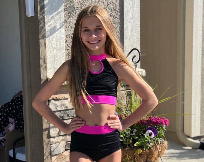 Ellee 2-piece Dance Set W/ Keyhole Neck Girls Dancewear - Etsy
