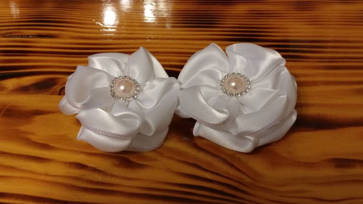 Handmade Halloween gothic ribbon flowers with faux pearl and | Etsy