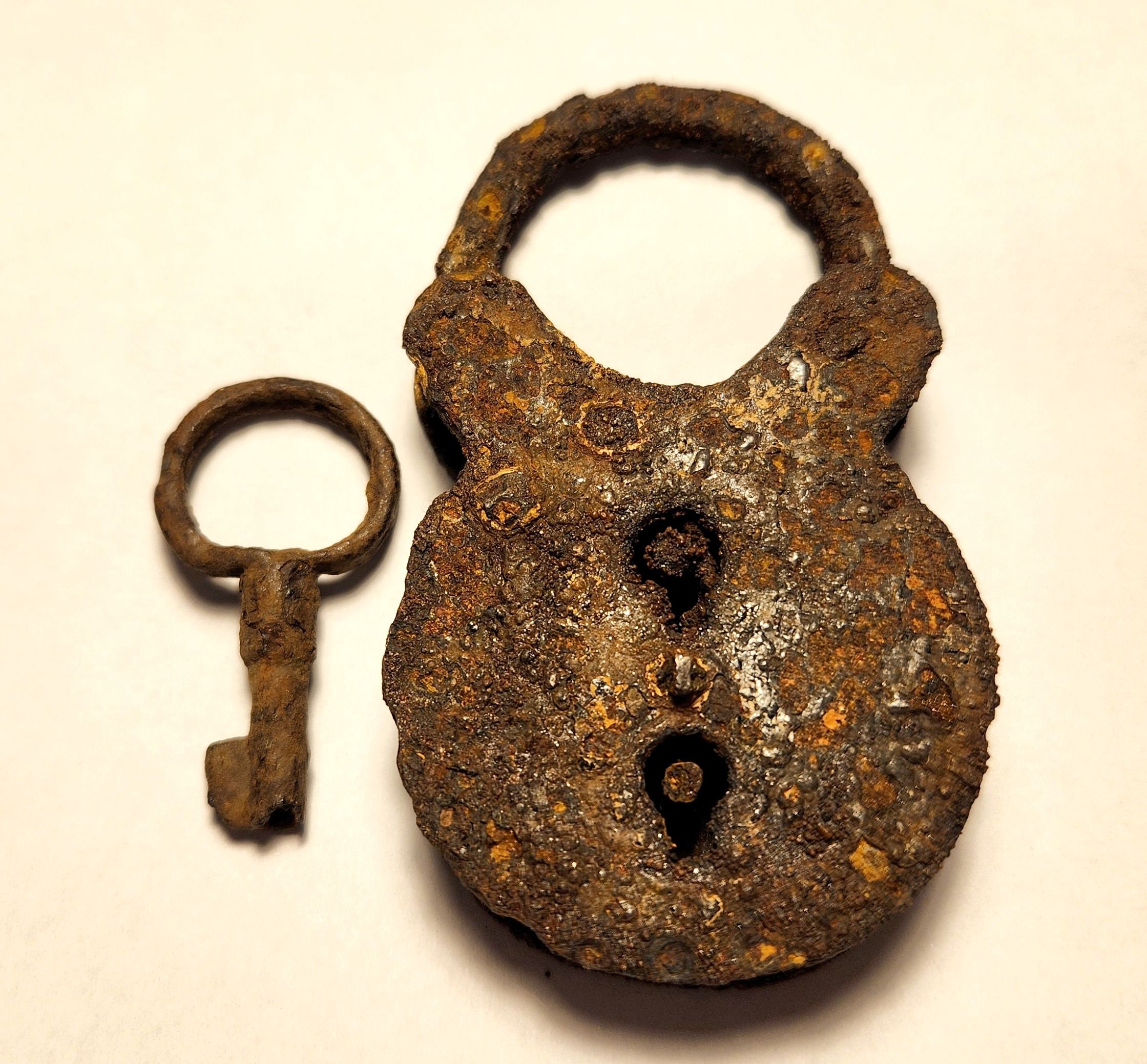 Medieval Double Padlock With Key Belvoir Castle Templar Crusades Holy ...