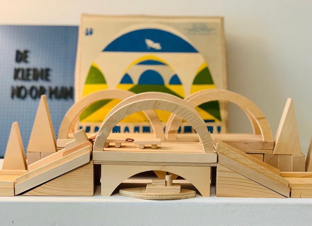 Russian Wooden Building Blocks - Miniature Wooden Bridge Builder Set ...