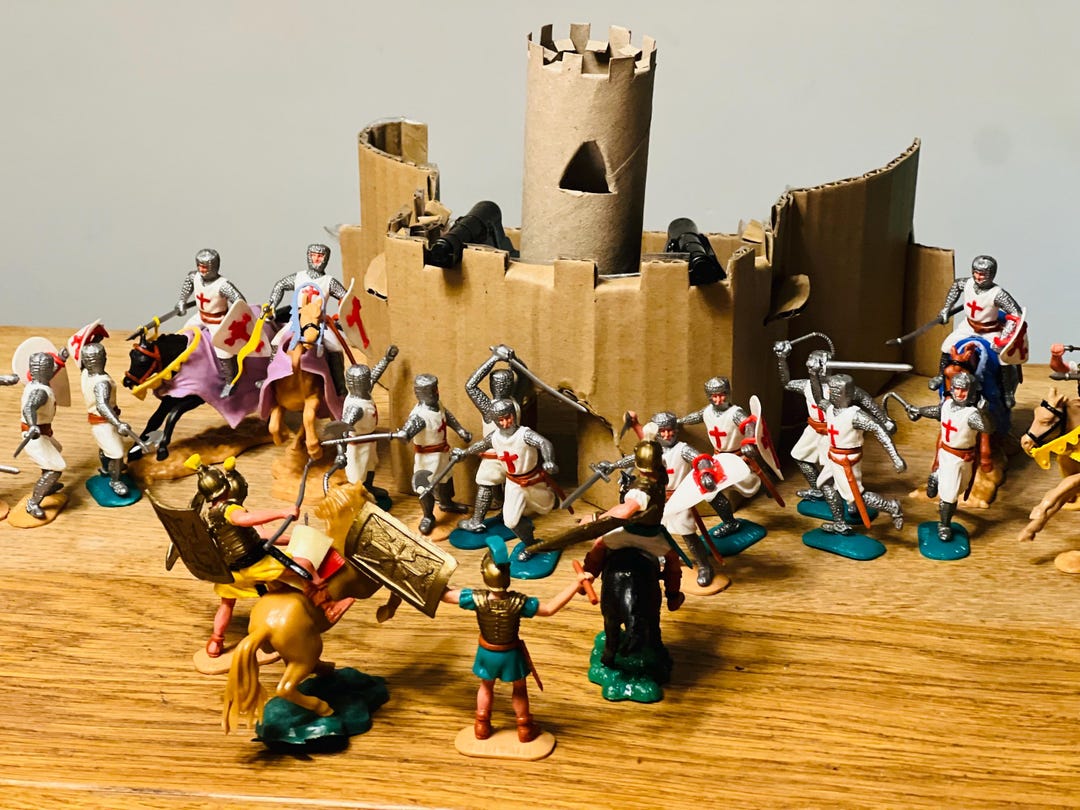 Vintage Medieval Toy Knights - Timpo Toys Medieval Set - Made in Great ...