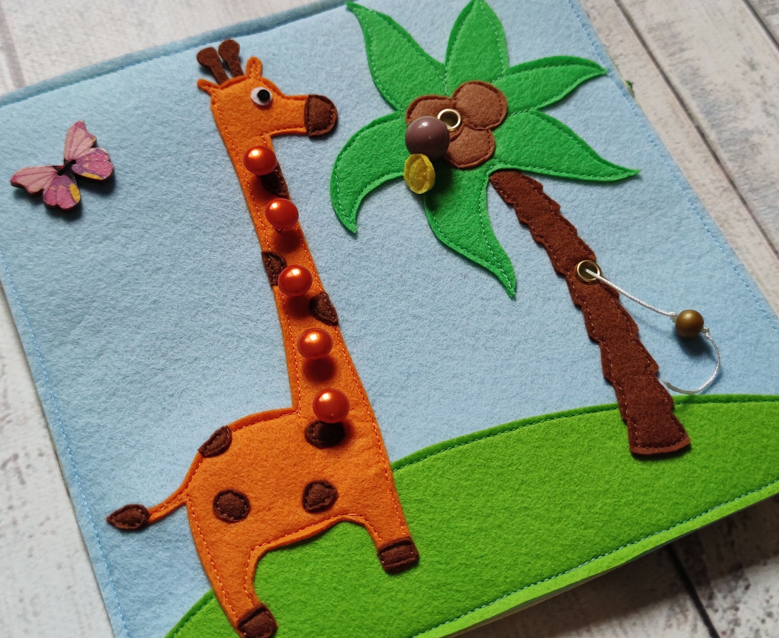 Felt Giraffe Quiet Book Page: Montessori Sensory Toy - Etsy