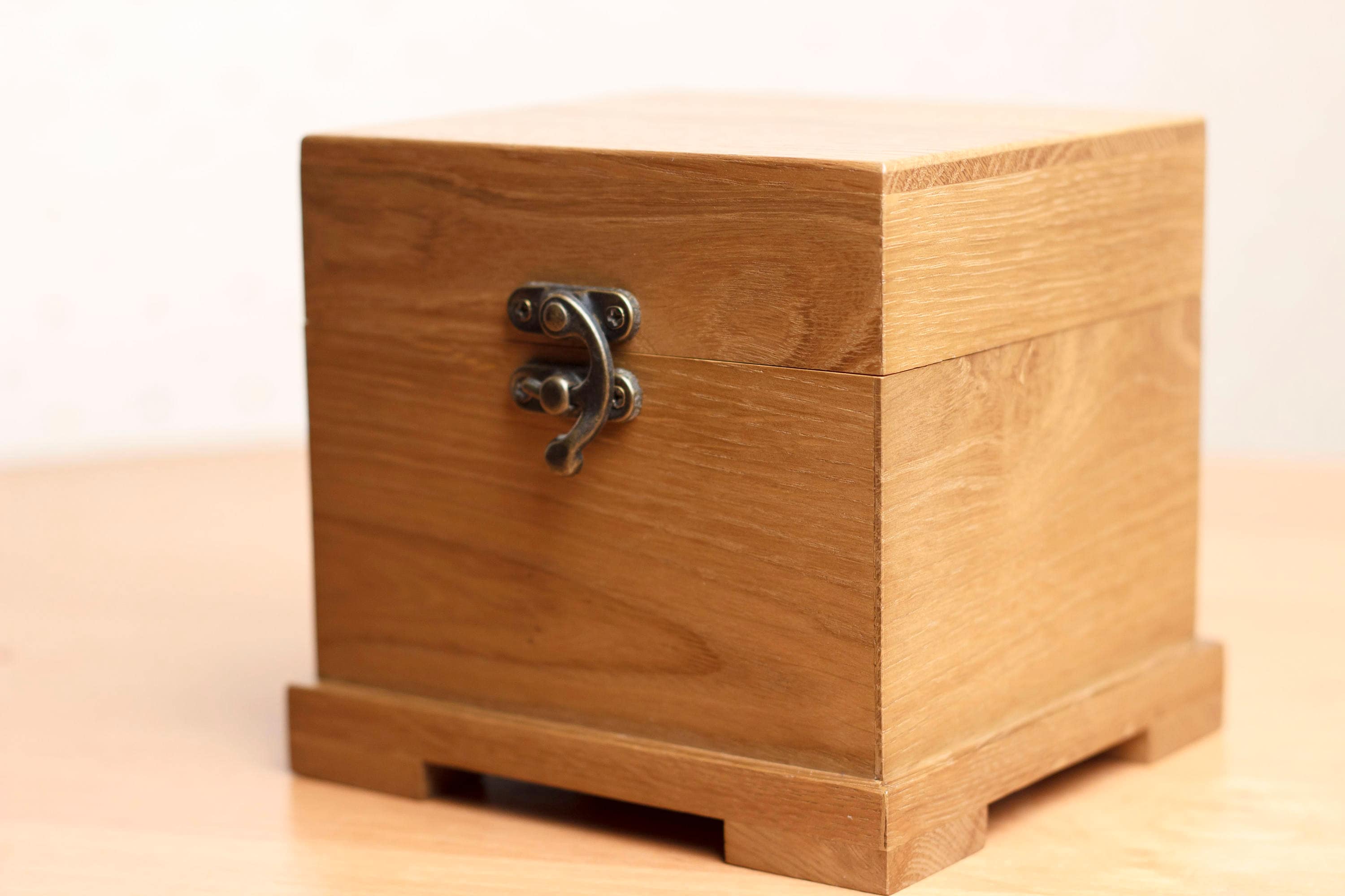 Foursquare Oak Box - Etsy