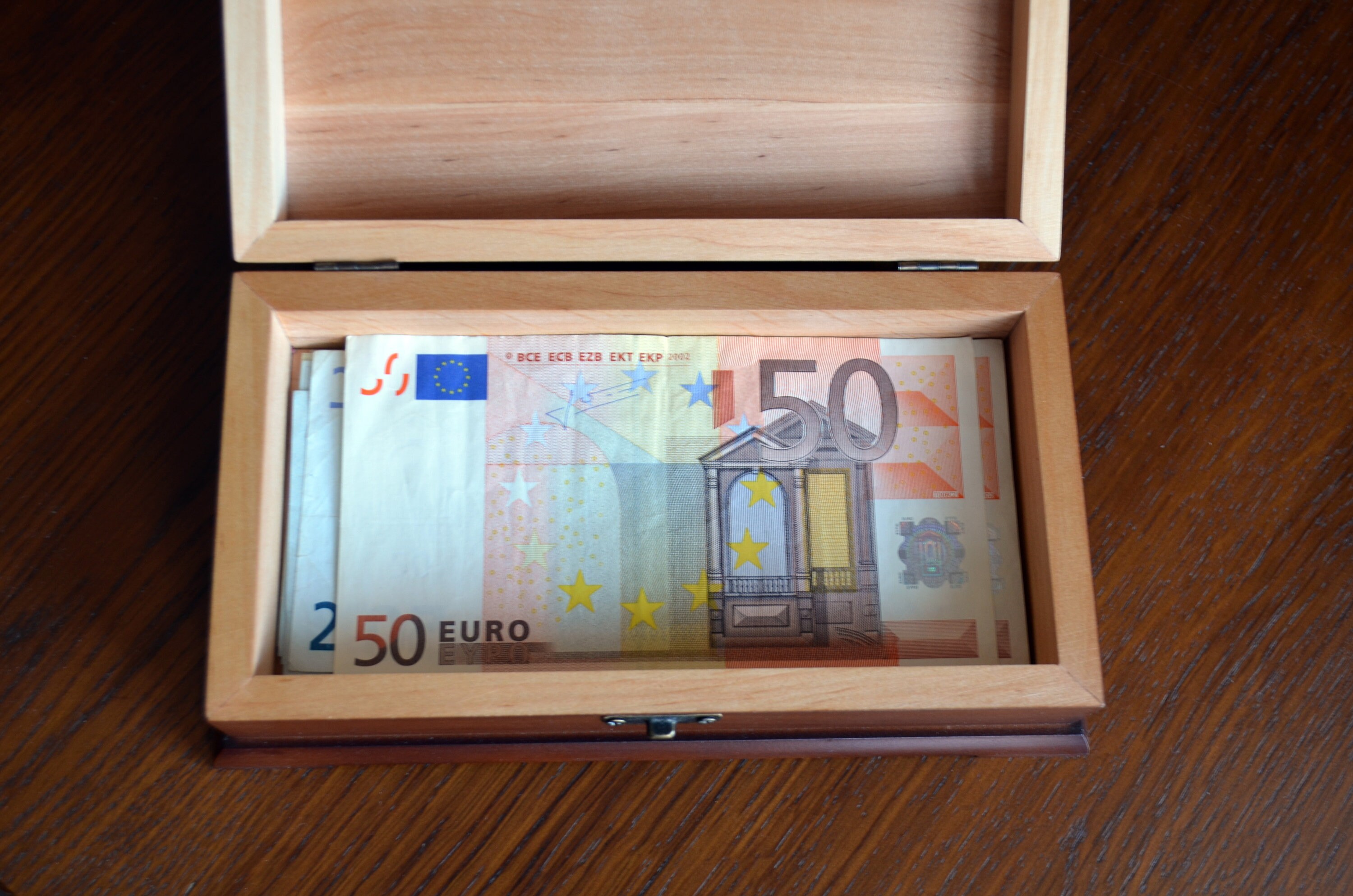 Petty Cash Box A Wooden Box for Money - Etsy