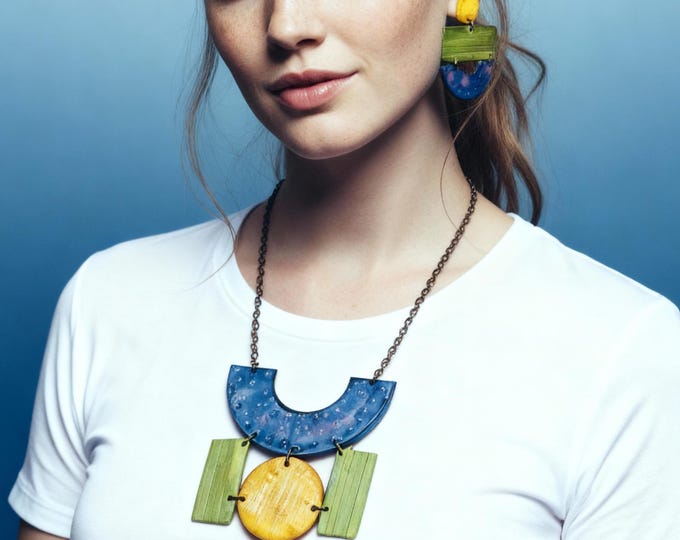 Big Chunky Jewelry Set With Wide Statement Necklace & Long Geometric ...