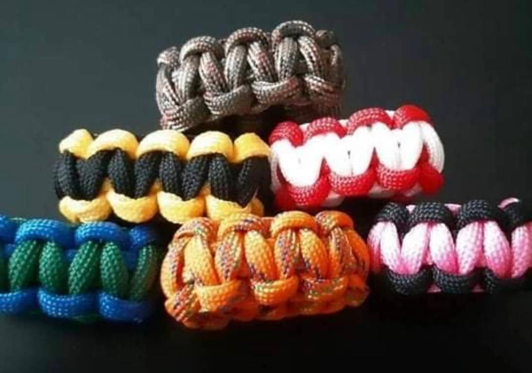 Custom Paracord Woggle - Etsy