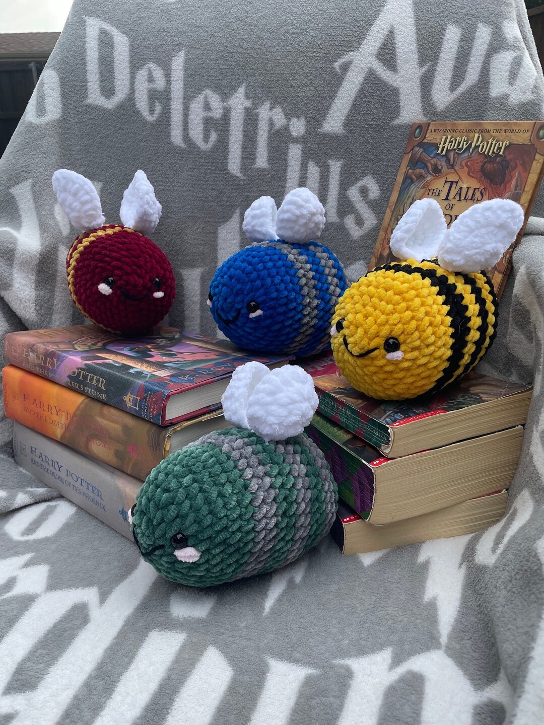 Wizard House Bees, Harry Potter Inspired House Colors, Super Soft ...