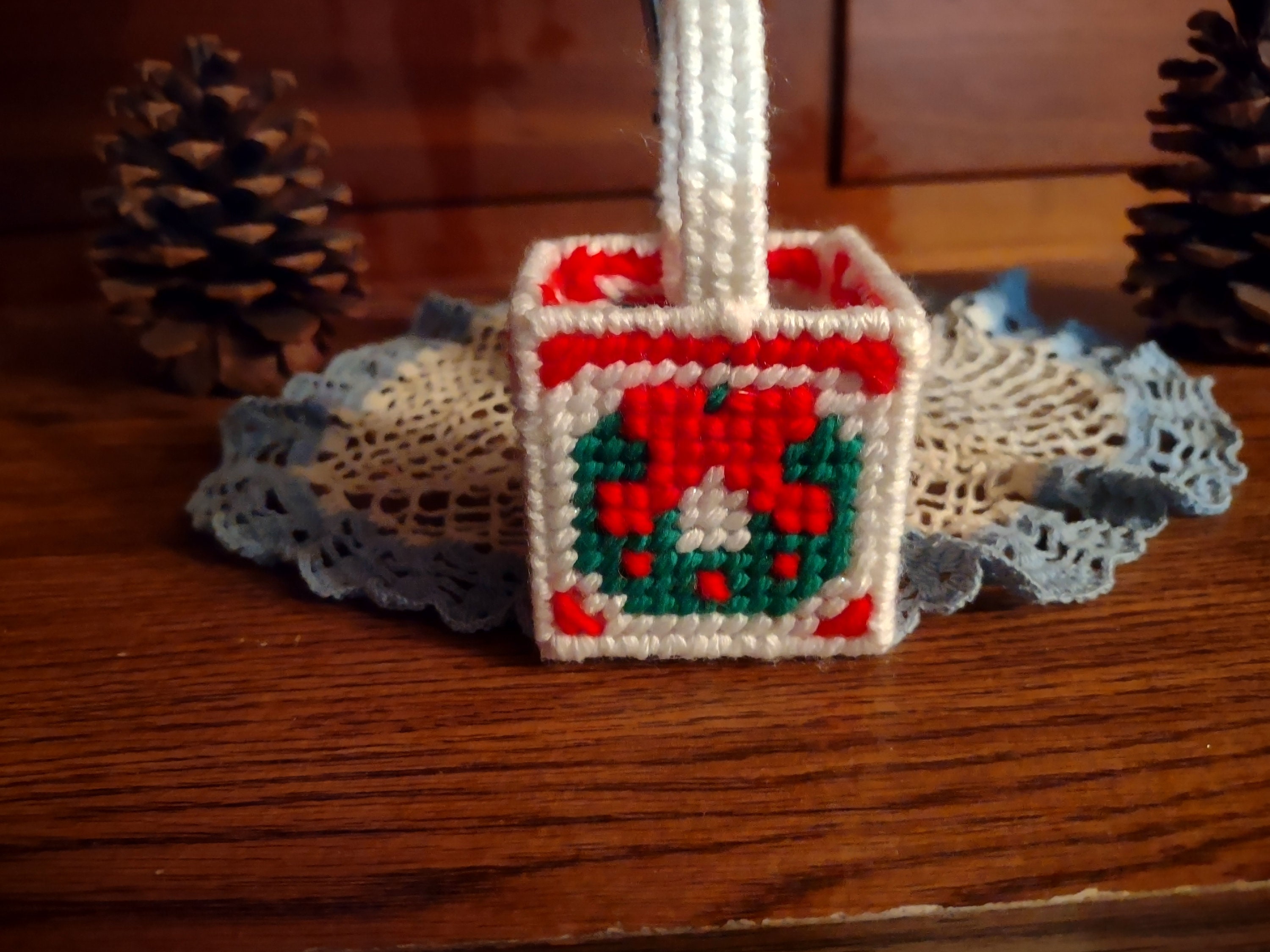 Plastic Canvas Mini Christmas Basket, Gift Holder - Etsy