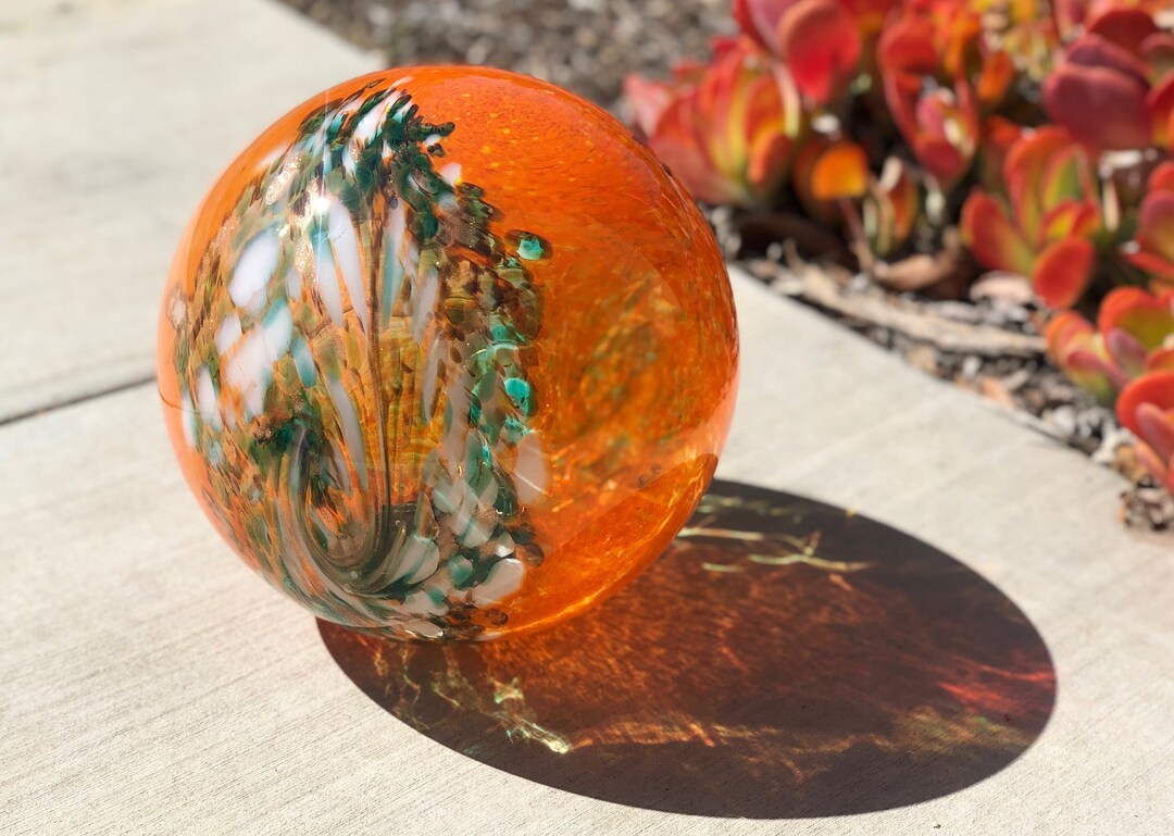 Hand Blown Solar LED Gaze Ball, Patio Table Light (6/10 Inch) - Etsy