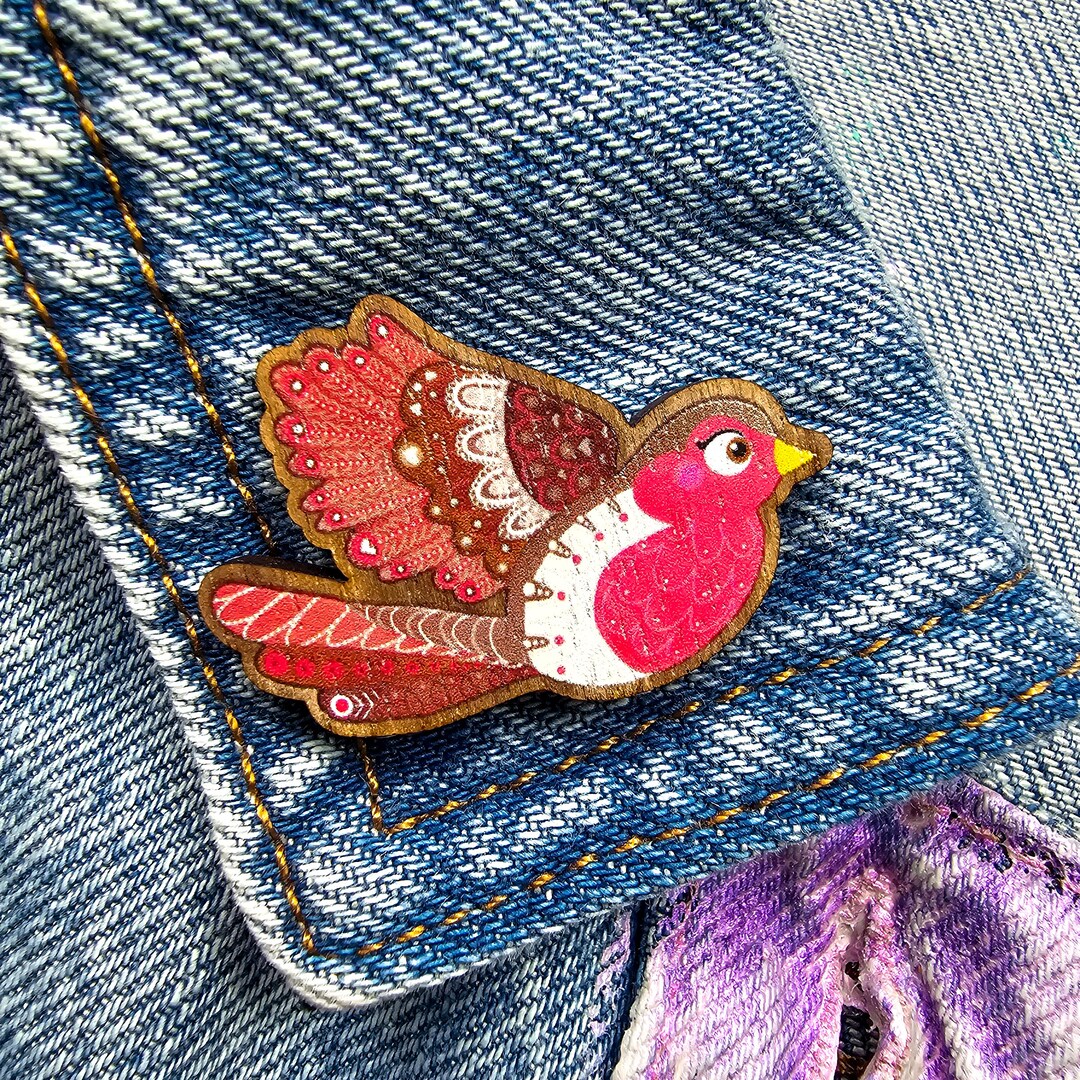 Robin Bird Wooden Pin • Eco Friendly Brooch Glitter Backing • Nature ...
