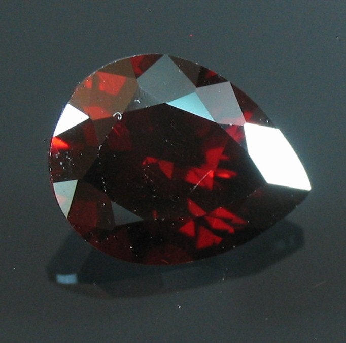 Wholesale Natural Genuine African Garnet 5x3 6x4 7x5 8x5 | Etsy