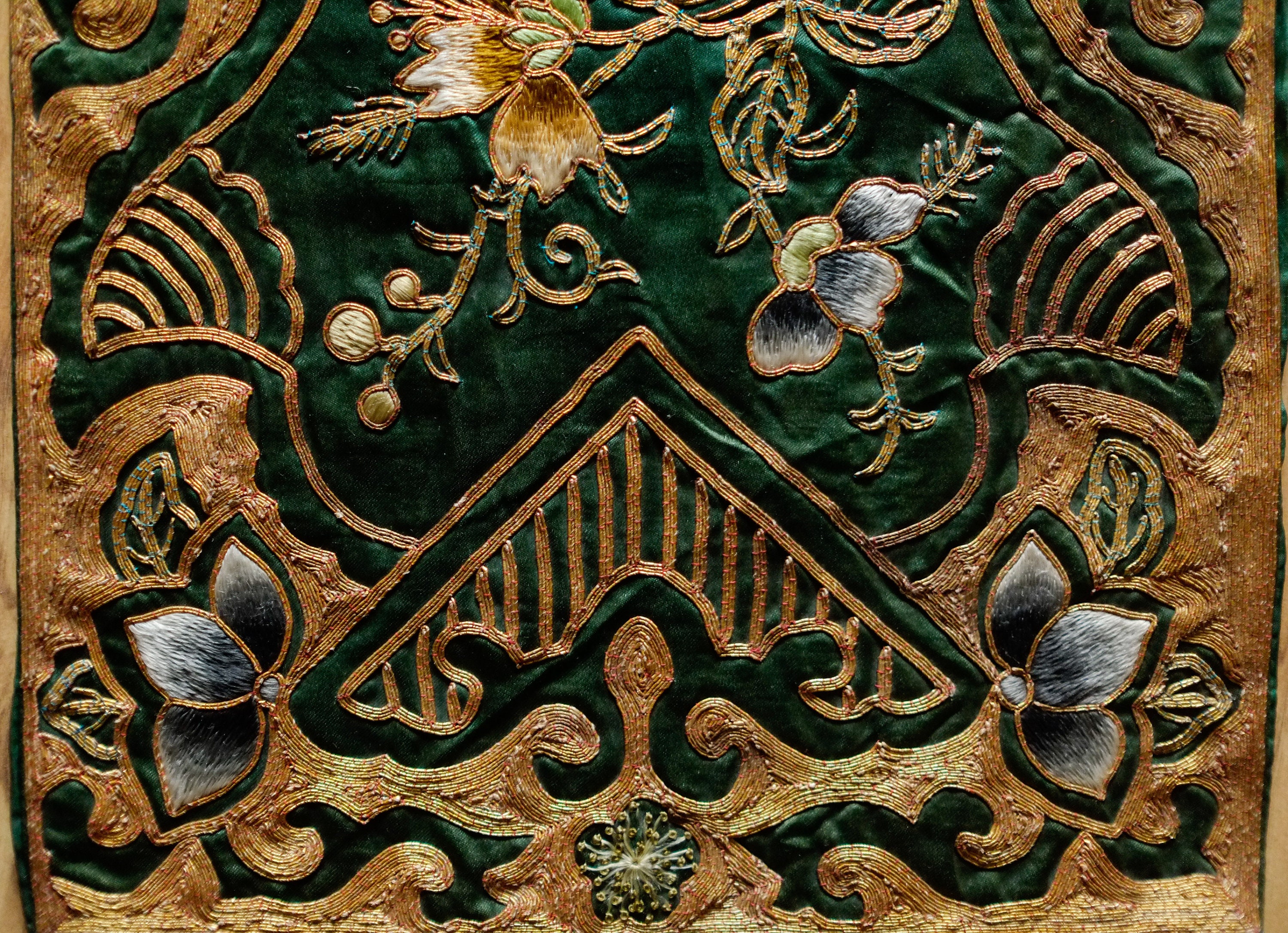 Chinese Gold Thread and Silk Embroidery - Etsy