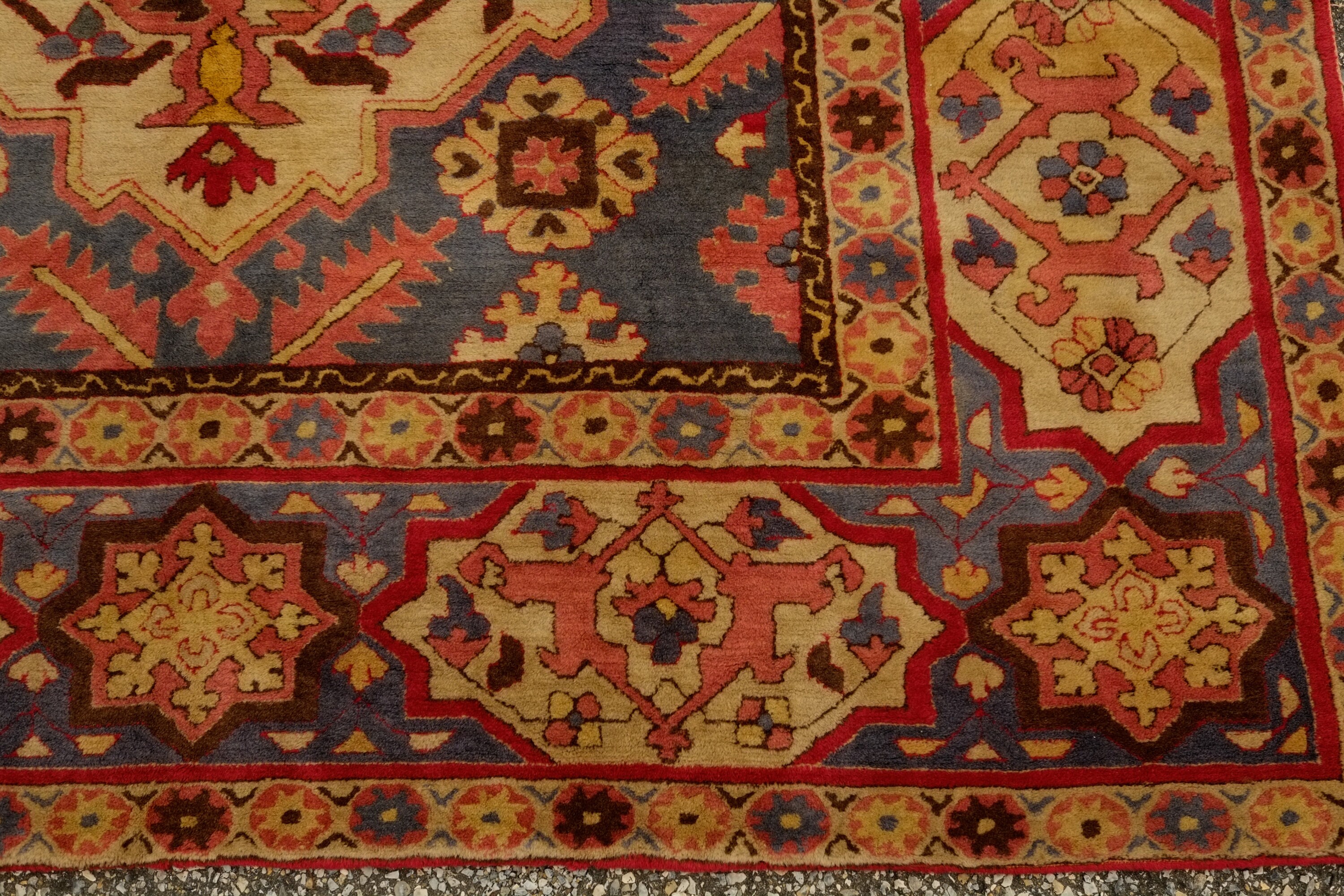 Tefzet Eurpean Hook Rug in Transylvanian Design - Etsy