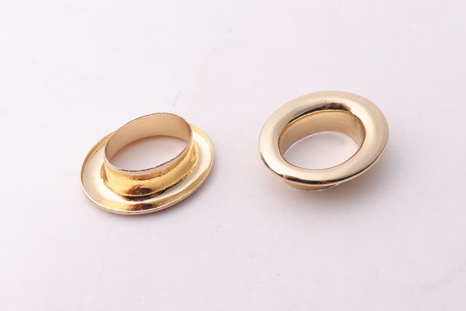 20set Gold Ösen Ösen mit Scheiben Oval geformte Ösen Ösen Metall-Ösen ...