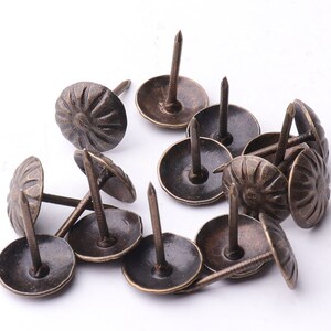30pcs Round Tacks Upholstery Tacks Nails Thumb Tacks Upholstery ...