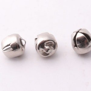 50pcs Silver Jingle Bells Ringing Bells Christmas Bells Sound Bells ...