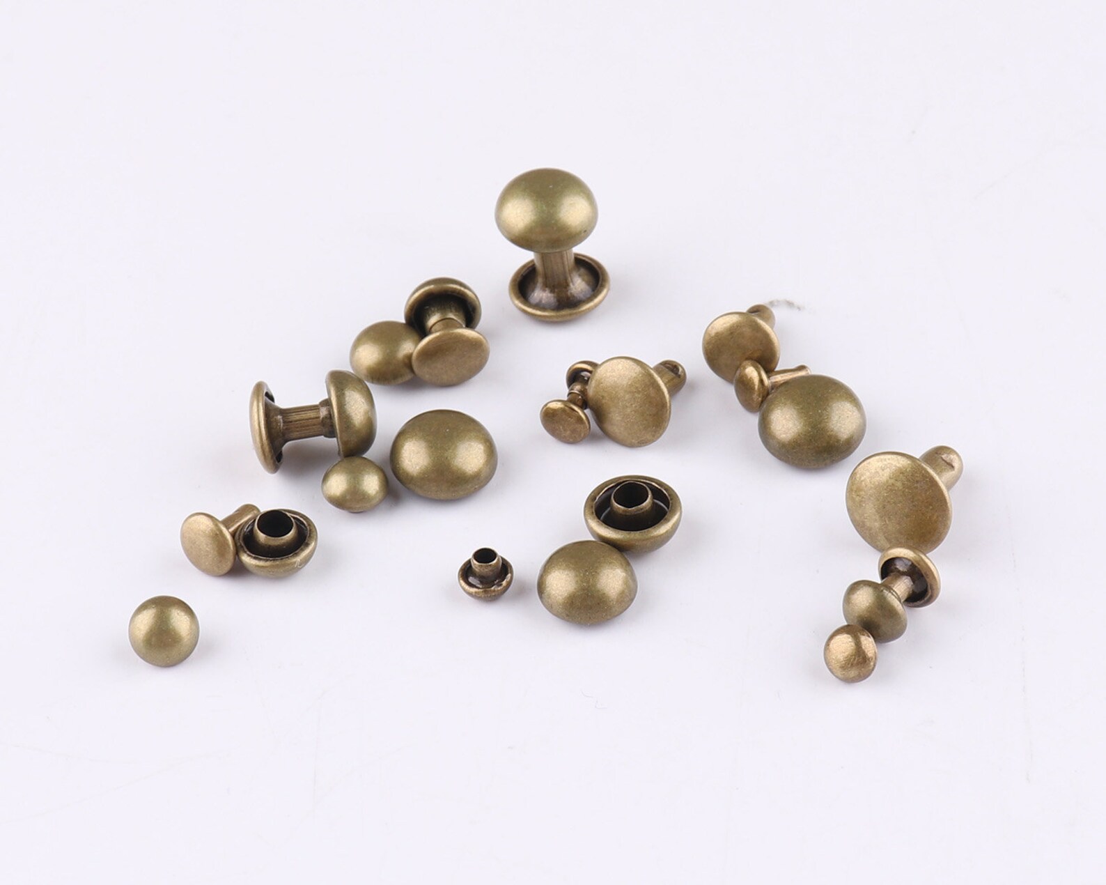 Bronze Rivets Rapid Rivets Double Cap Rivets Round Nailheads ...