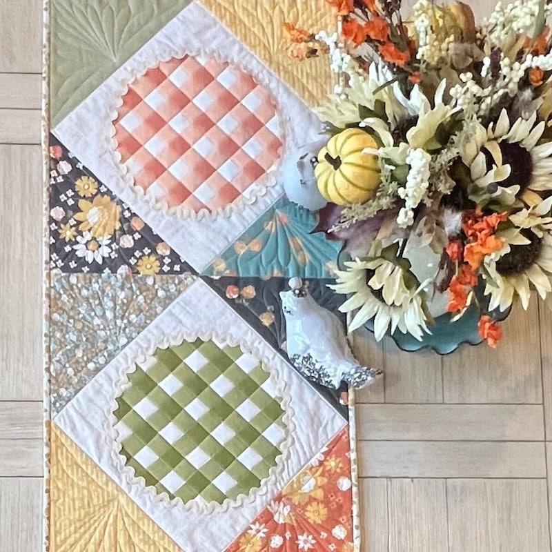 Apple Table Runner Patterns - Etsy