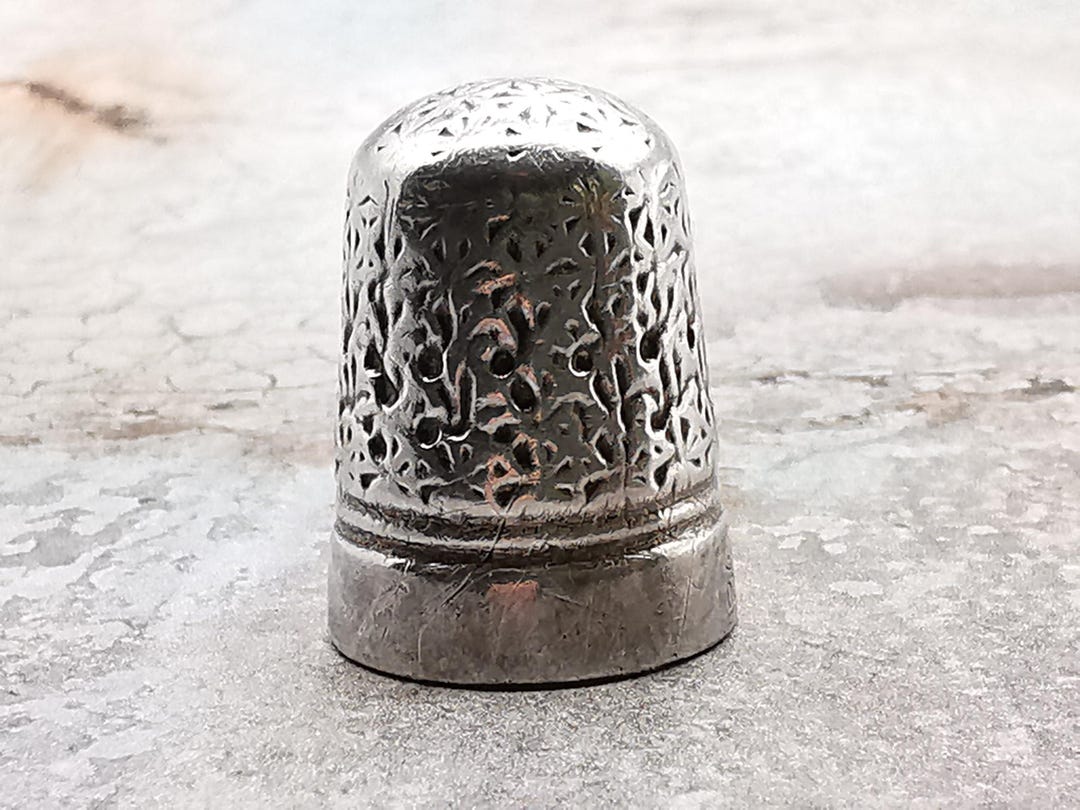Antique Thimble, Henry Griffith and Sons, Size 10, British Decorated ...