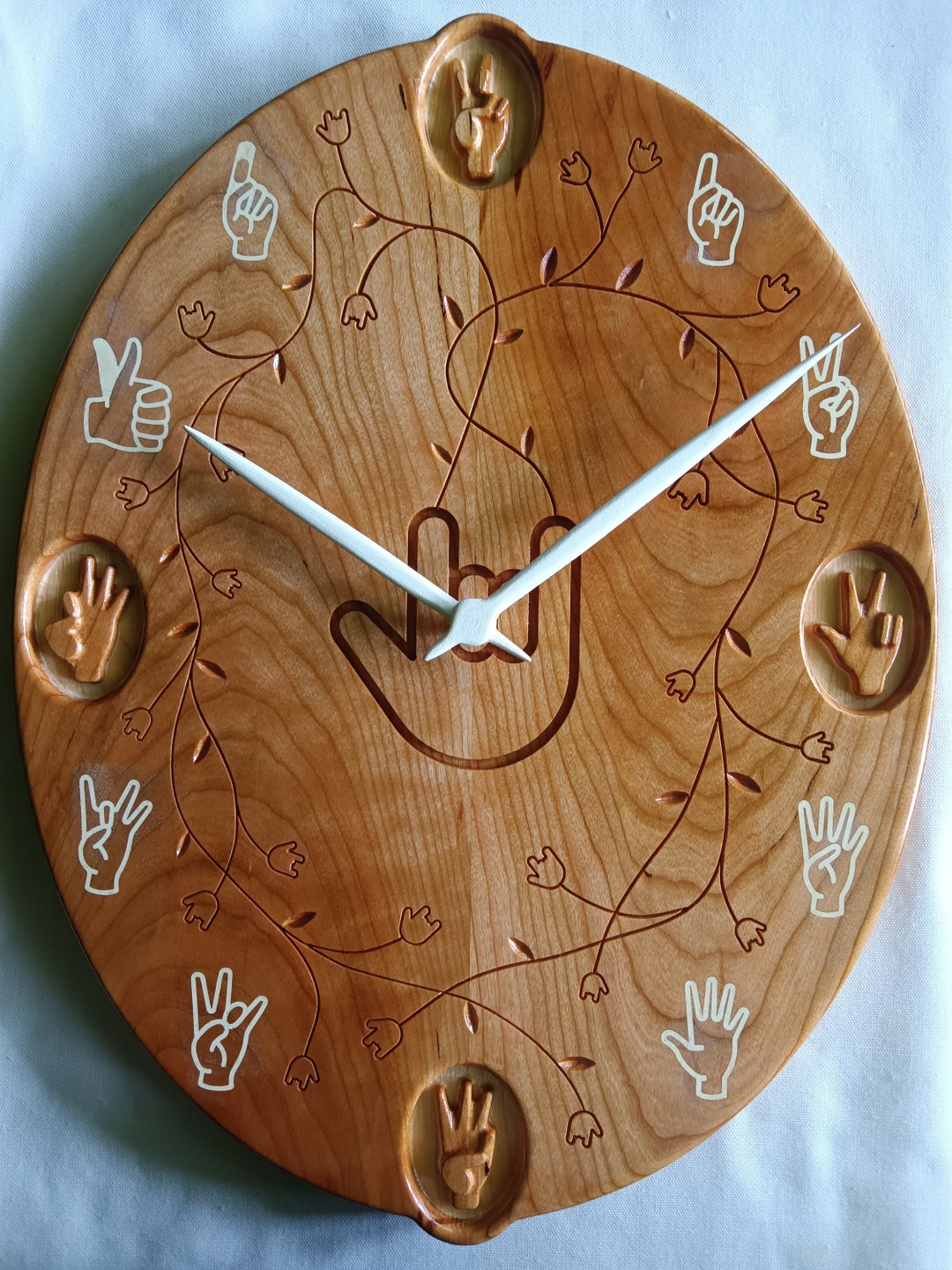 Personalizable, Large, 16-inch, ASL Novelty Clock With ILY Hands ...