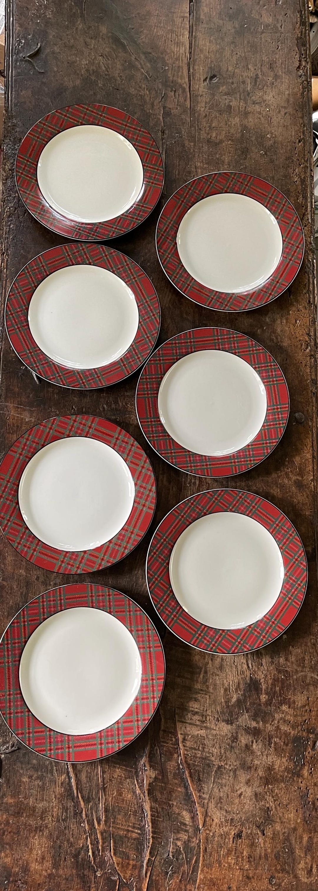 Set of Seven (7) Tartan Plaid 11” Plates by the Bombay Company Holiday ...
