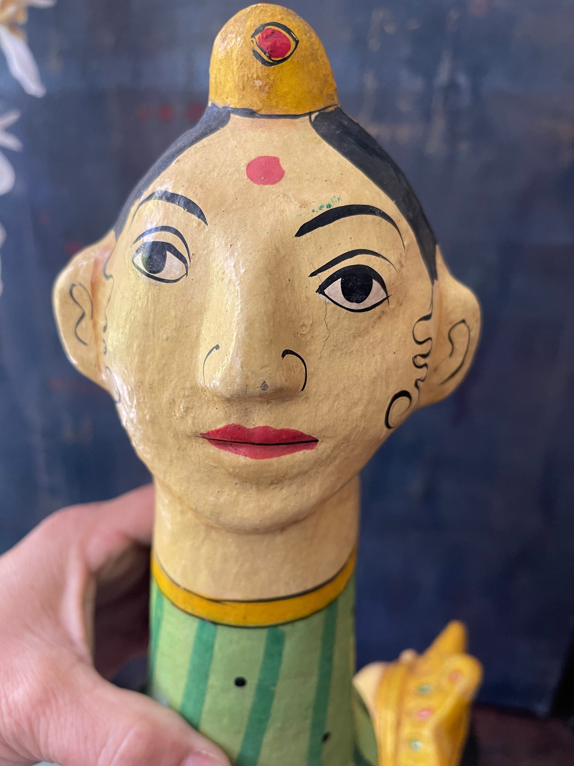 Pair of Asian Indian Paper Mache Man and Woman Statue Busts Mr and Mrs ...