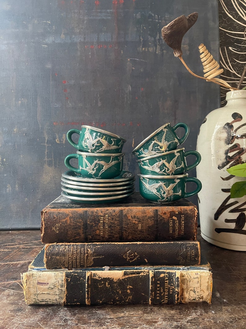 Set of Five 5 Chinoiserie Teal Tea Cups and Saucers With - Etsy