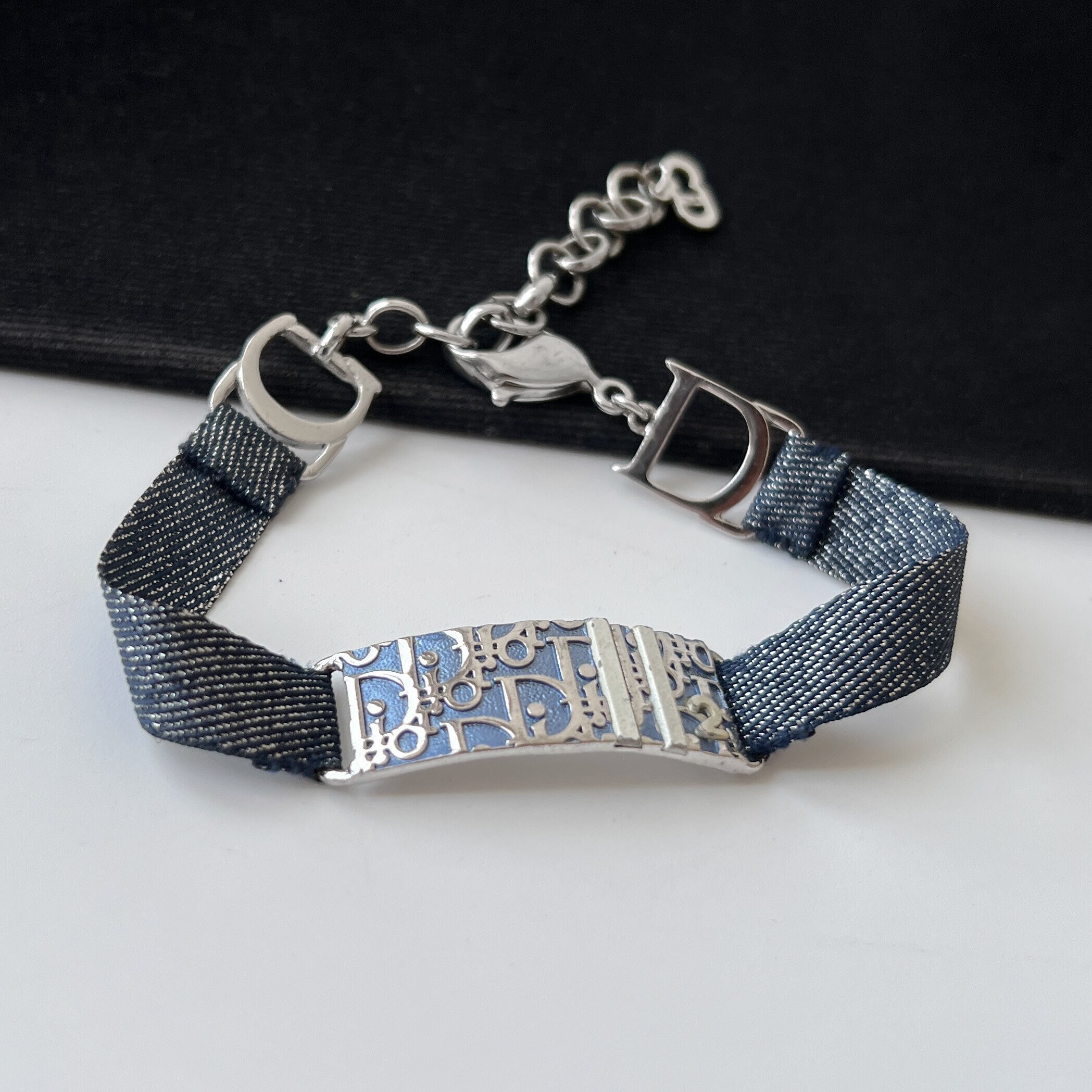 Dior bracelet blue store