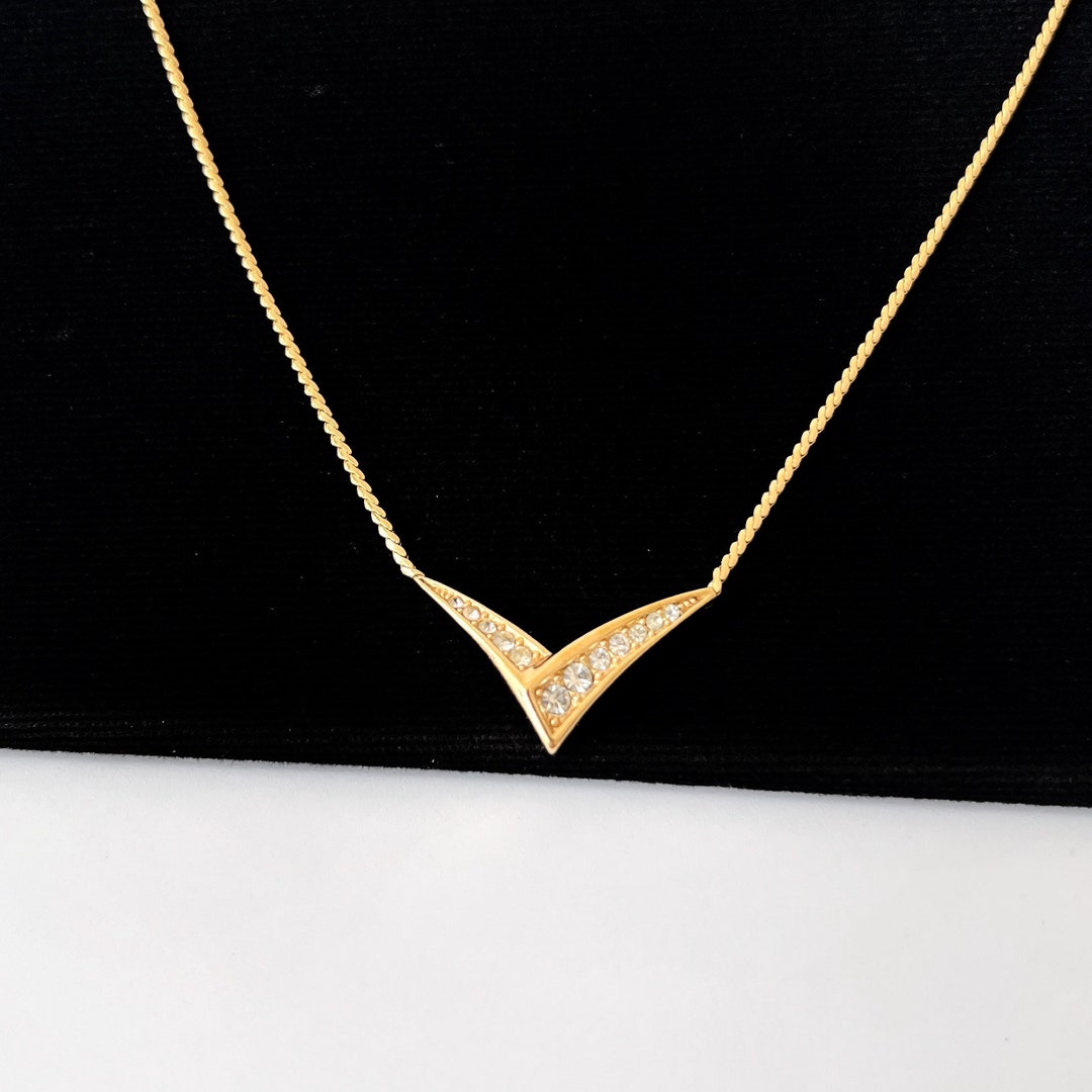 Christian Dior Vintage V Shape Crystal Necklace - Etsy