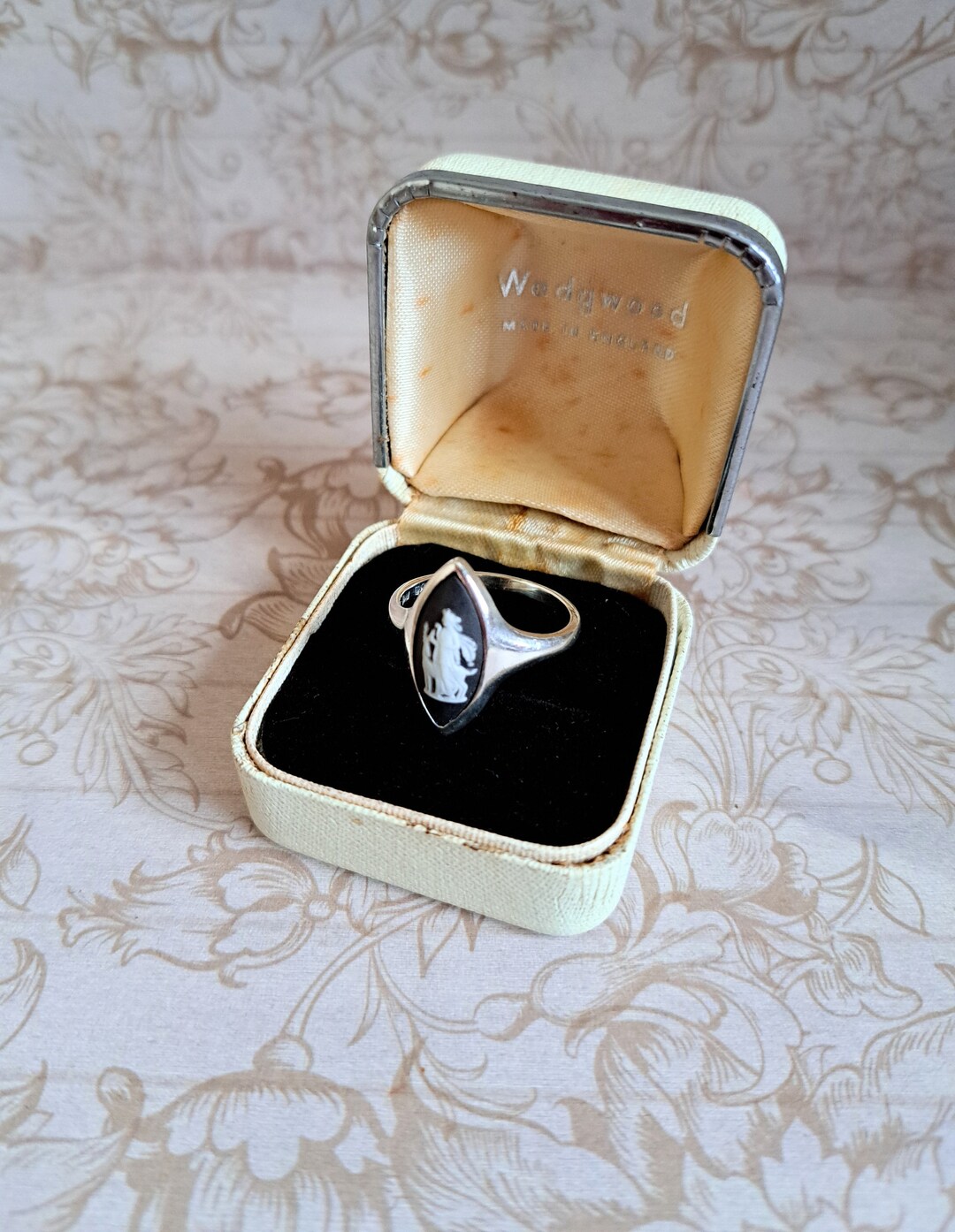 Wedgwood Diana the Hunter Ring Black Jasperware Navette Cameo Sterling ...