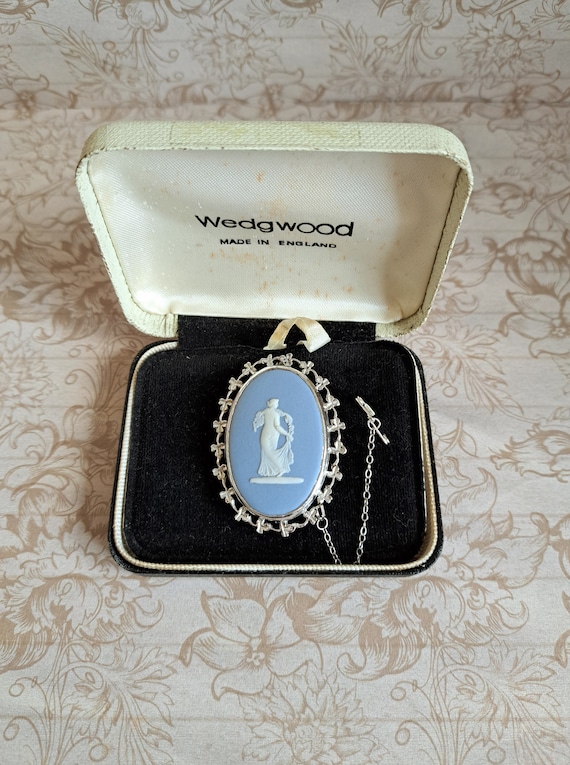 Rare Vintage Wedgwood Dancing Hours Cameo Brooch Pin,… - Gem