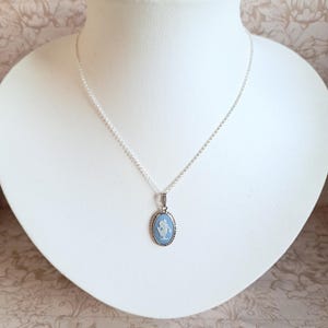 Vintage Wedgwood Small Dainty Blue Floral Girl Cameo Pendant Jasperware ...