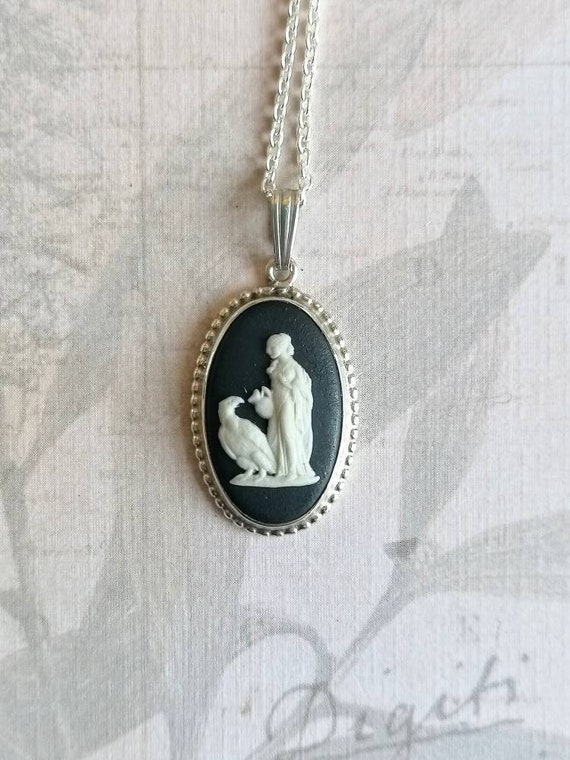Vintage Wedgwood Black Jasperware Oval Cameo Pendant … - Gem