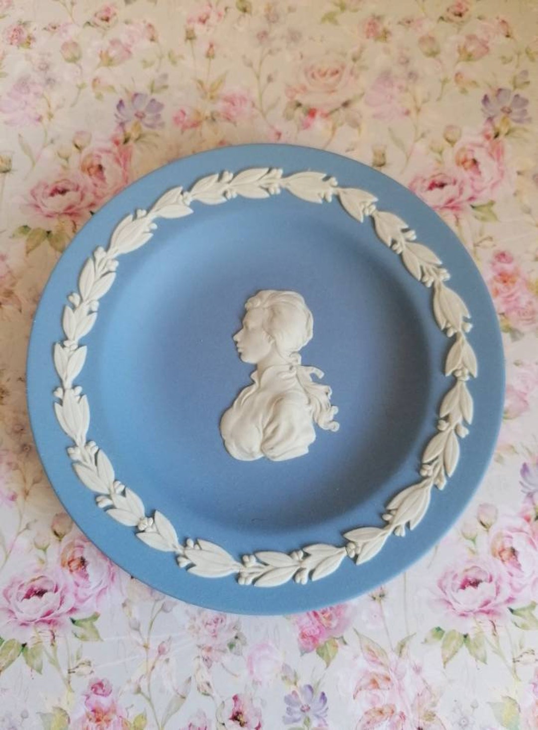 Special Edition Wedgwood HRH Princess Anne Wedding 1973 to Captain Philips Commerative Round ...