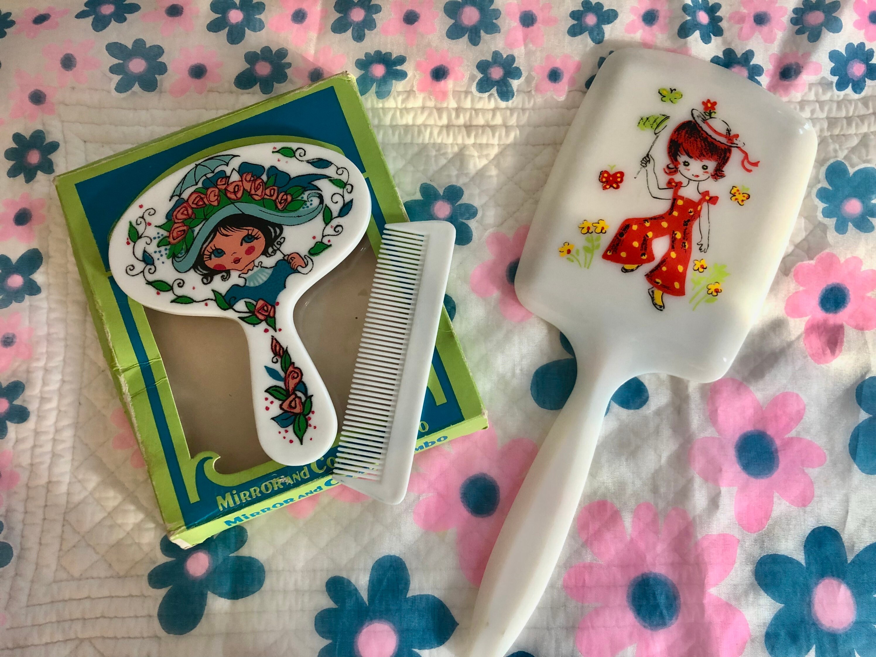 Vintage Groovy Girls Hand Mirror/vintage 1970s Hand Mirror/mid - Etsy