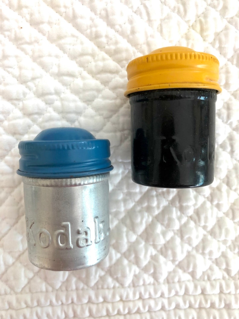 Vintage Kodak Film Cans/35mm Film Canisters/kodak - Etsy