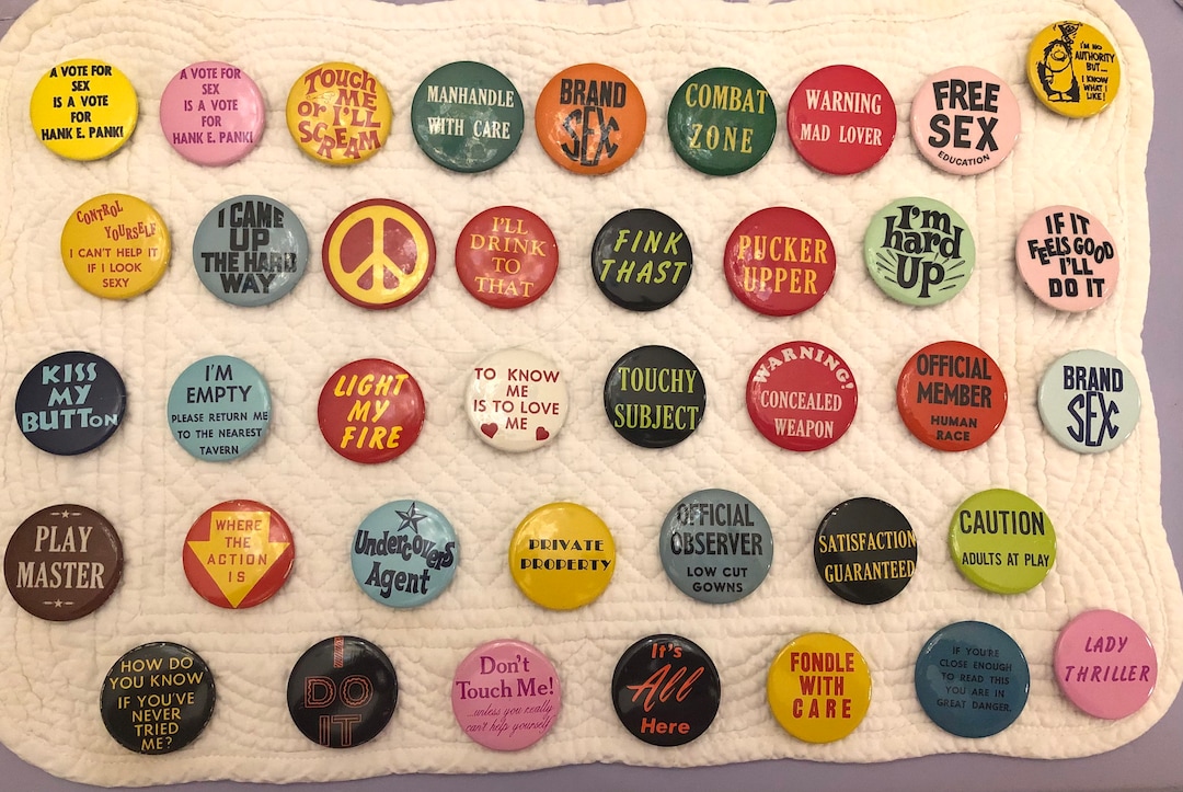Vintage 1970s Hippy Buttons Pins/vintage Vagabond Counter Culture Pins/head Shop Groovy Pin Back ...
