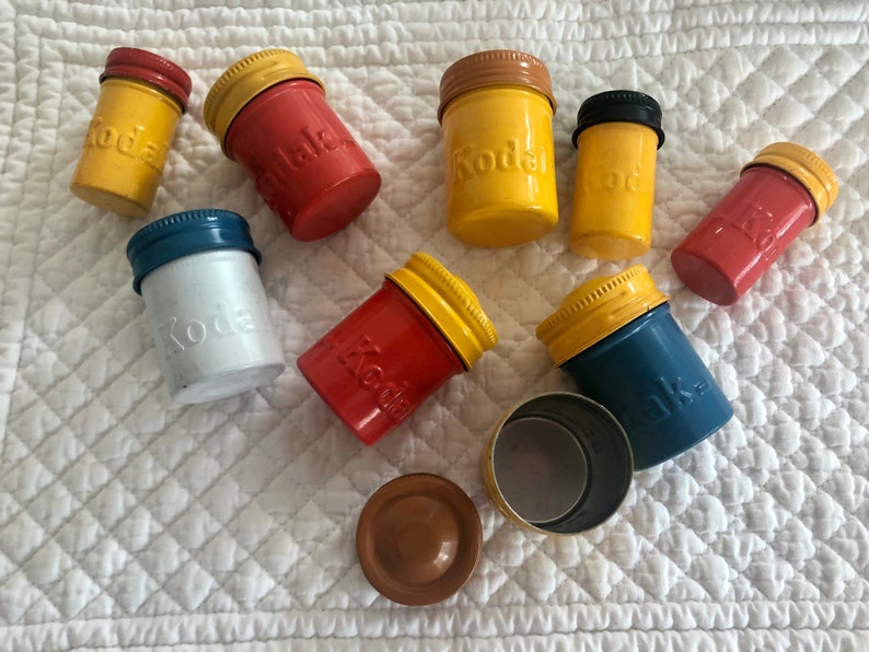Vintage Kodak Film Cans/35mm Film Canisters/kodak - Etsy