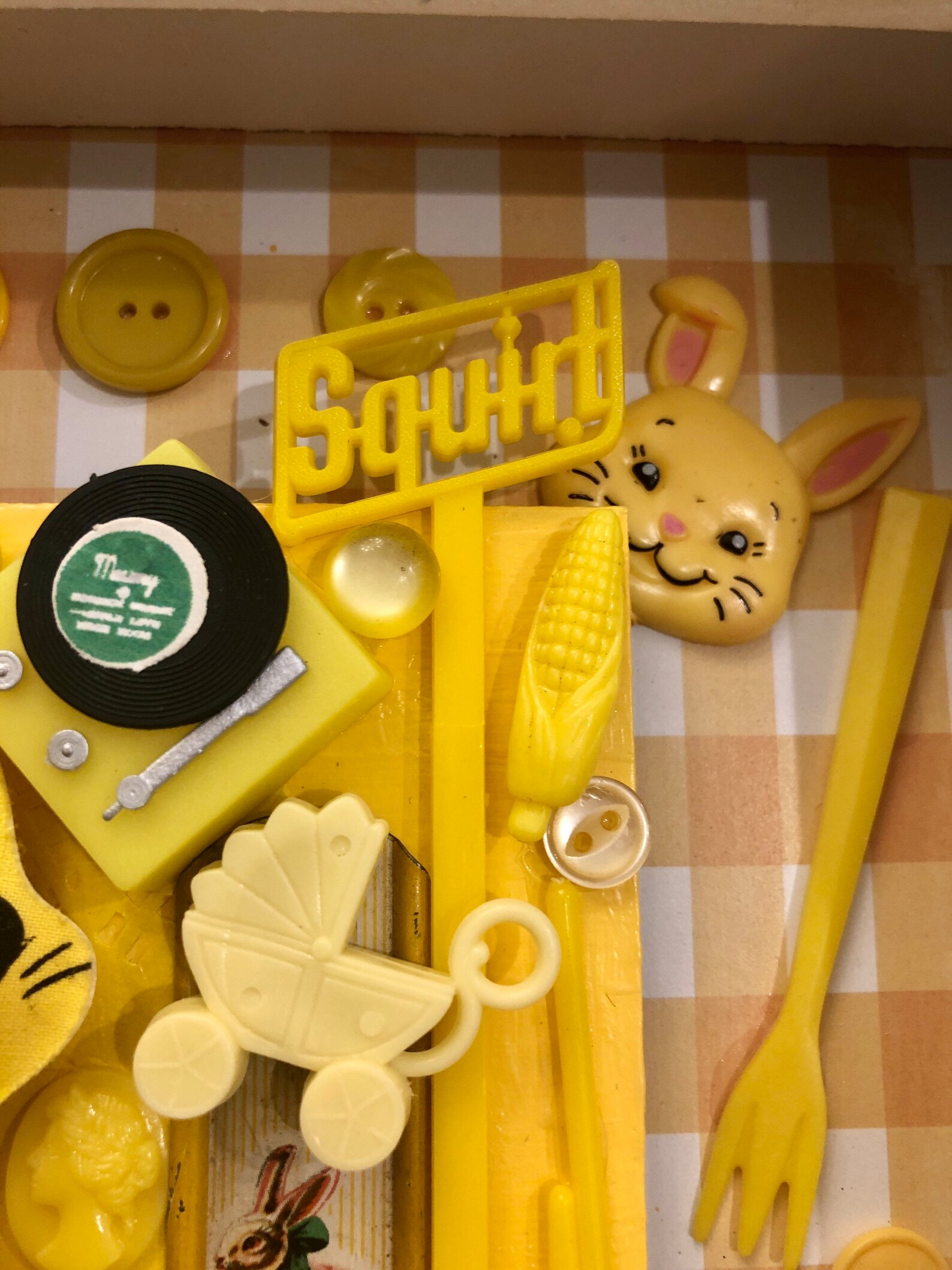 Vintage Yellow Trinket Art/vintage Cracker Jack Bunny - Etsy