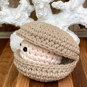 Clam Shell Plushie, Kawaiis Seashells, Clam Fidget, Crochet Clam Plush ...