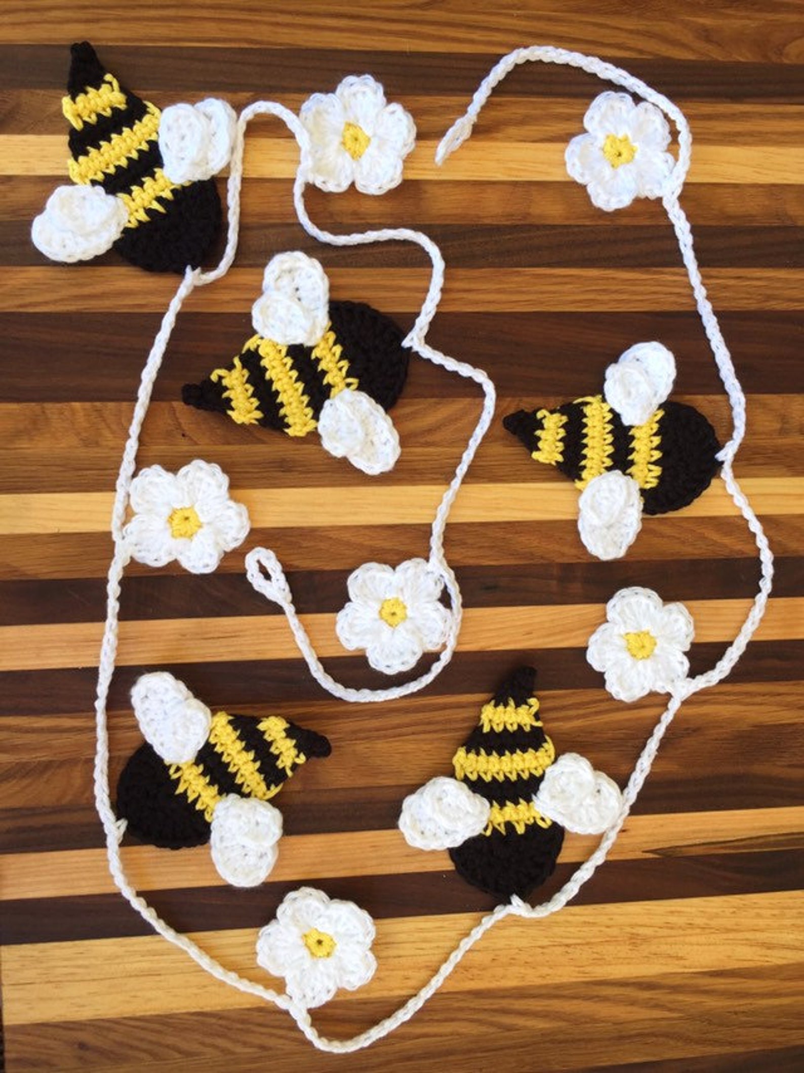 Bumble Bee Garland Farmhouse Garland for Mantle Daisy - Etsy Canada