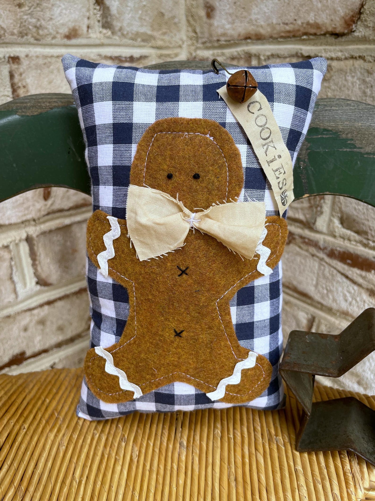 Gingerbread Man Bowl Fillers, Primitive Gingerbread Man, Gingerbread Man Ornies, Blue Christmas ...