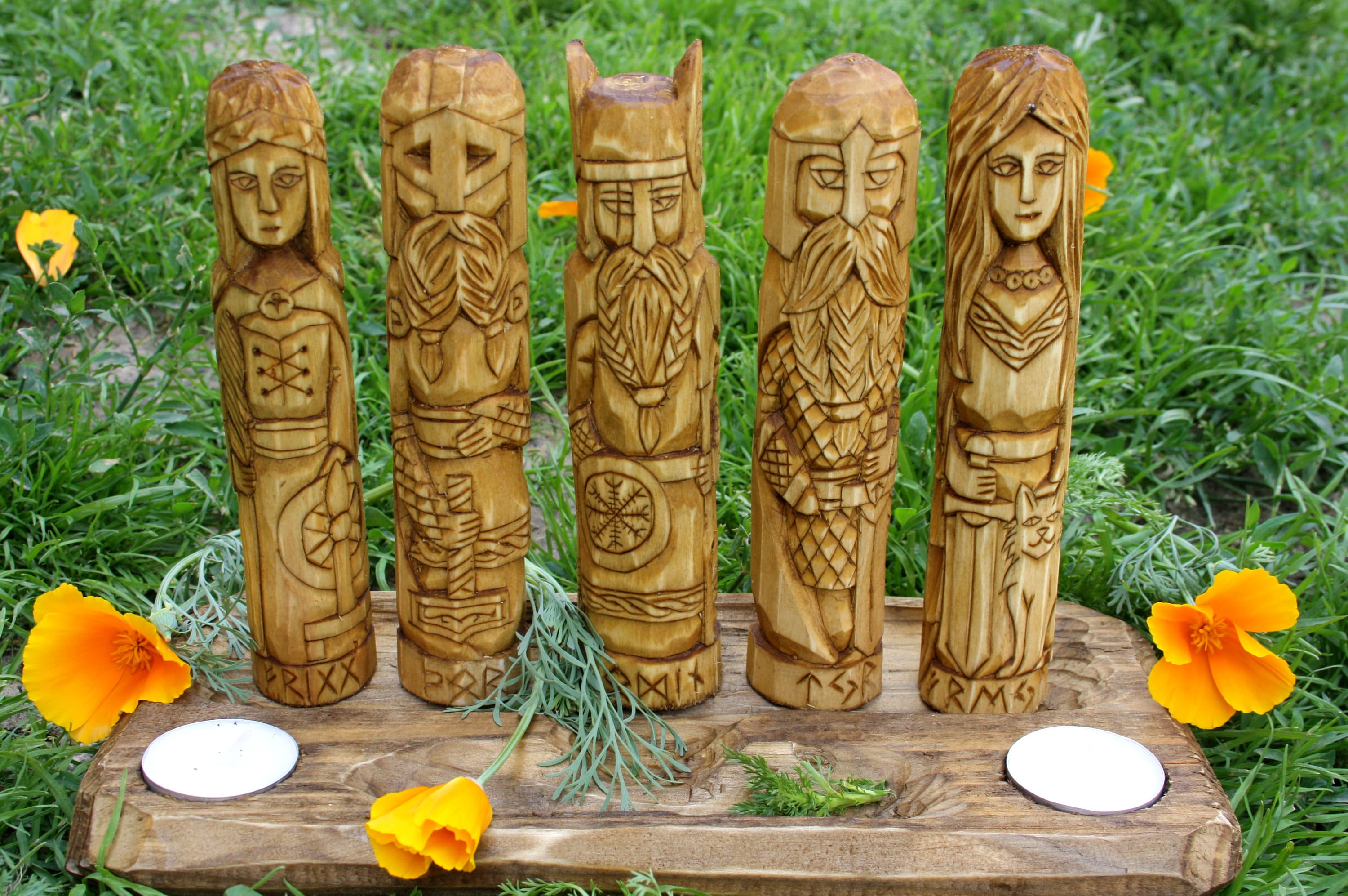 Wooden Altar. Handcrafted Statue. Odin. Freya. Thor. Frigg. - Etsy Canada