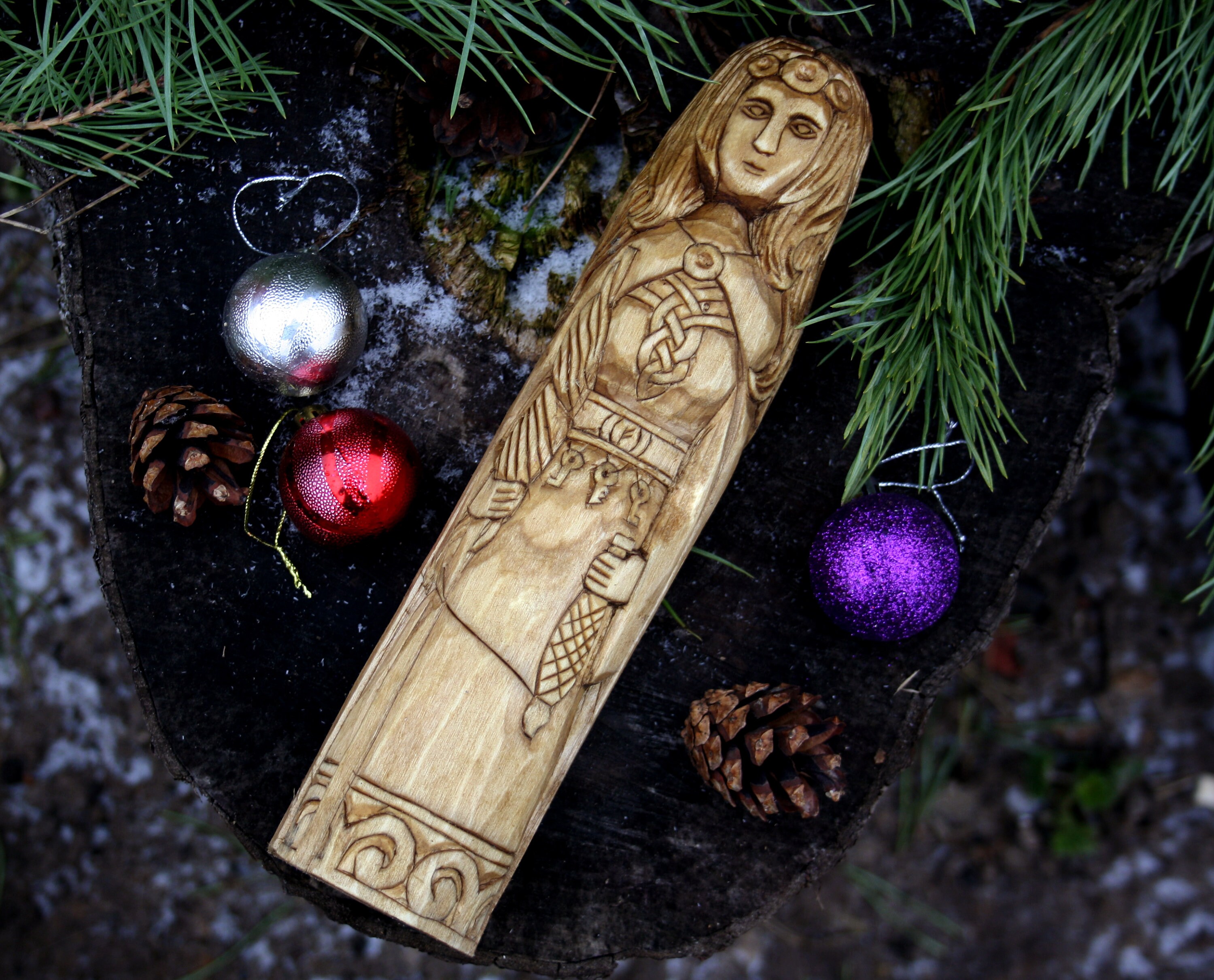 Big hand crafted wooden Statue of Frigg. Norse Goddess Frigg. | Etsy