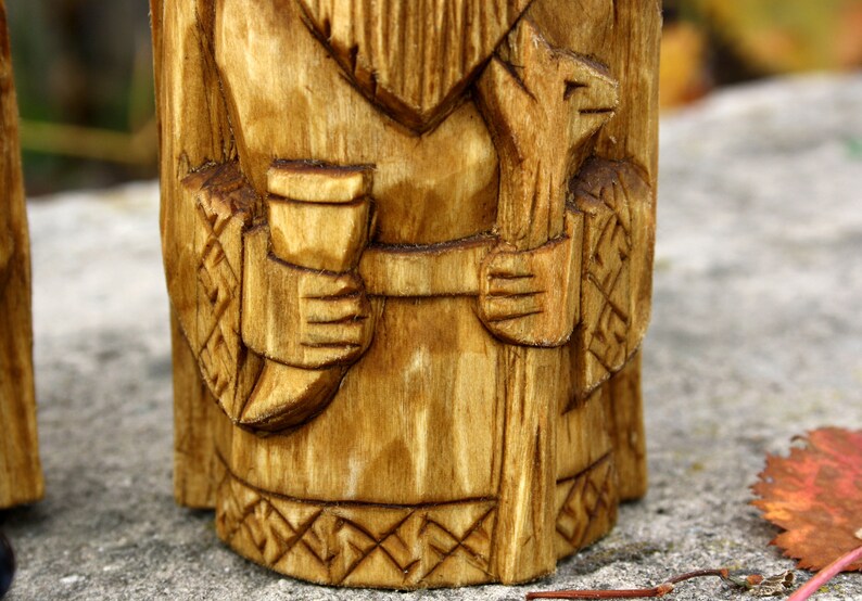 Perun Rod Svarog Veles Makosh. Statue de Dieu statue en - Etsy France