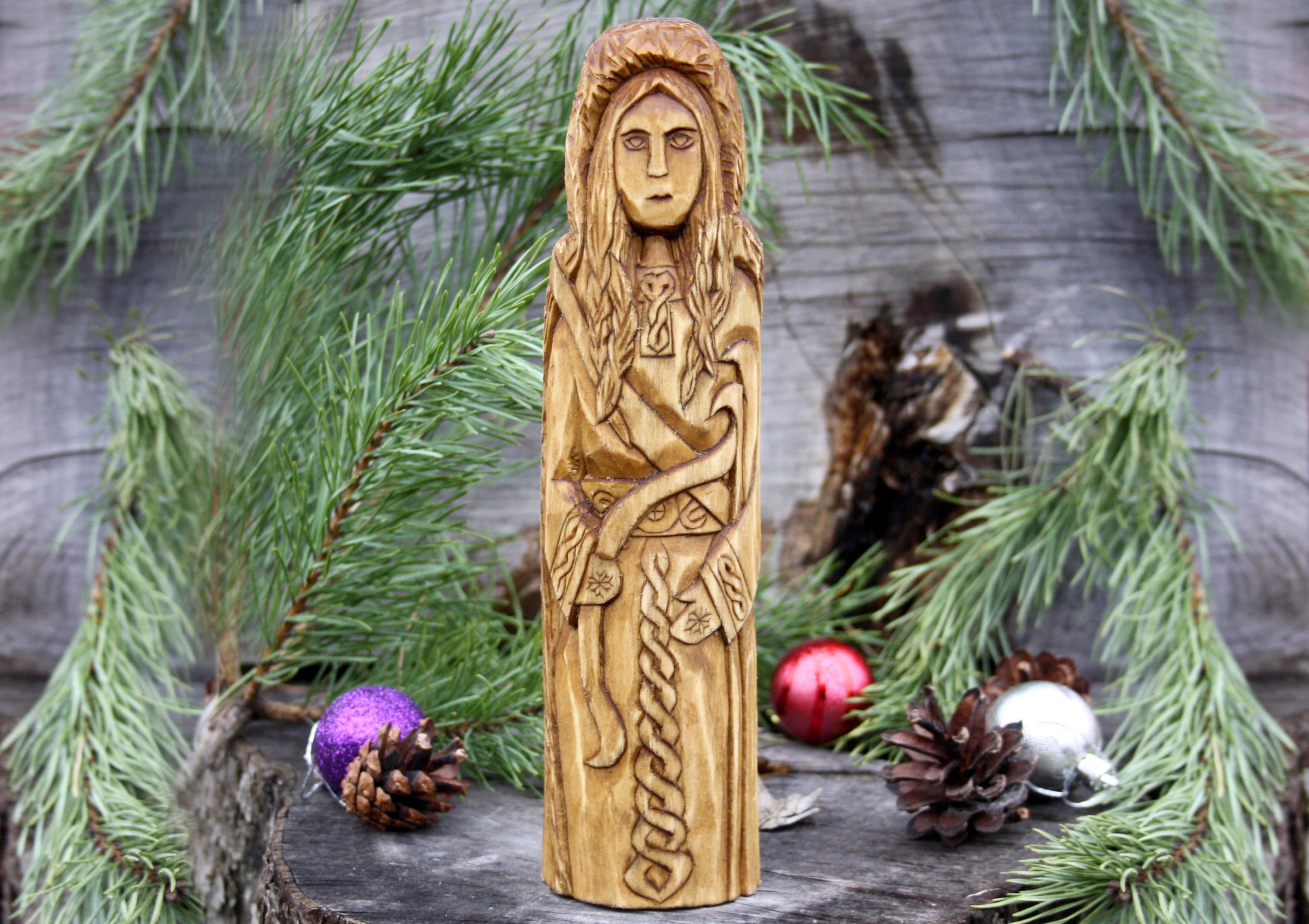 Hand Carved Wooden Statue: Norse Goddess Skadi, Viking Decor (9.84 ...
