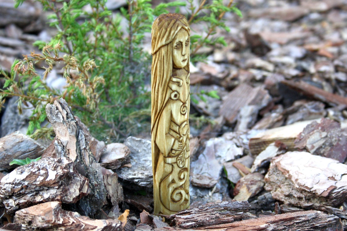 Goddess CERRIDWEN. Celtic Goddess. Wooden Statue Cerridwen. | Etsy