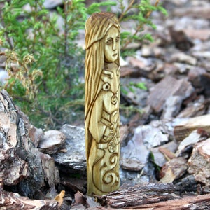 Goddess CERRIDWEN. Celtic Goddess. Wooden Statue Cerridwen. Wiccan ...
